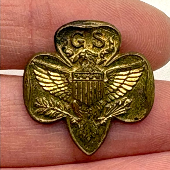 Jewelry | Vintage Girl Scout Ww Ii 194245 Membership Pin | Poshmark